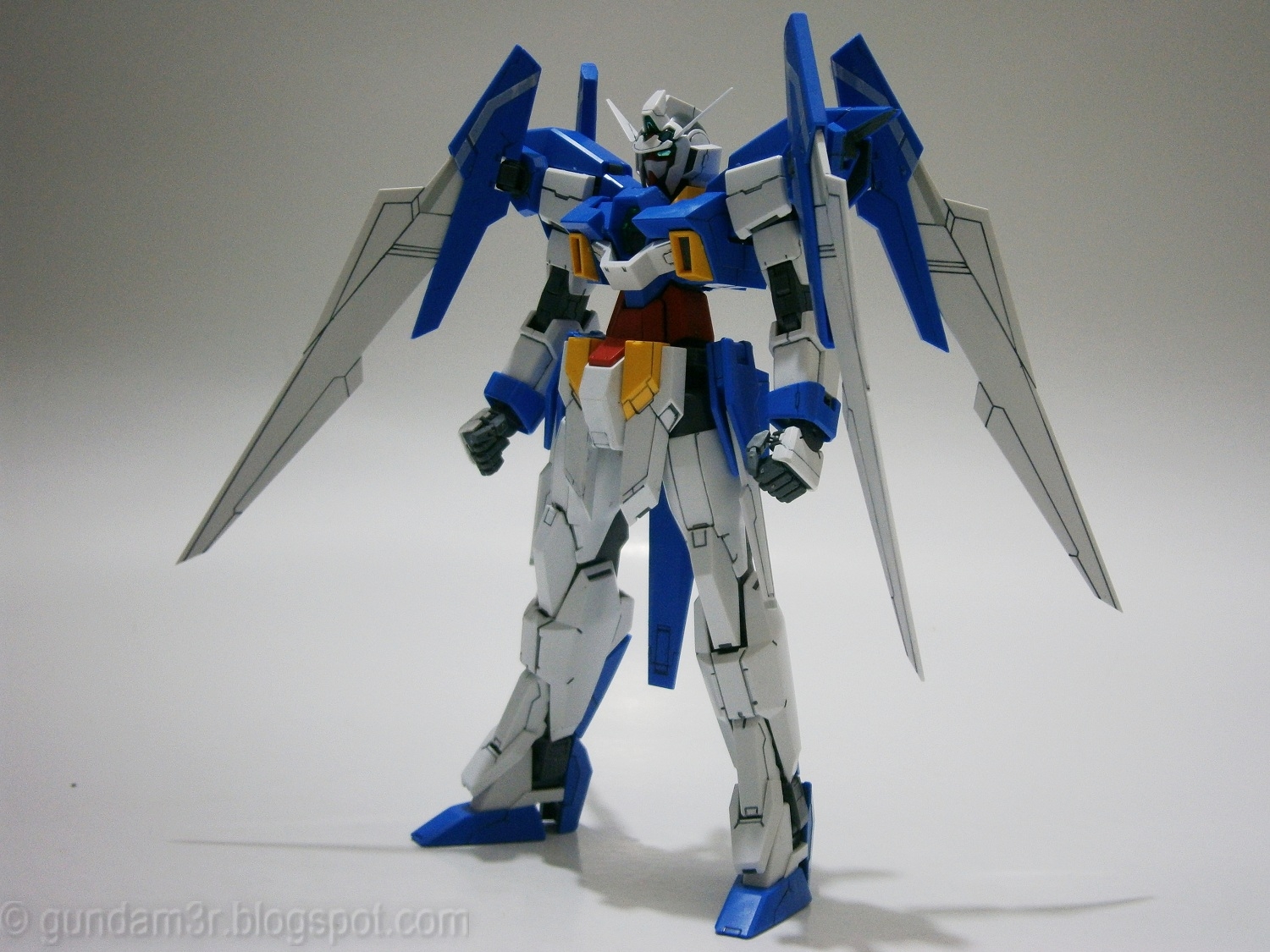 Gundam AGE-2 Normal MG Review Part 1