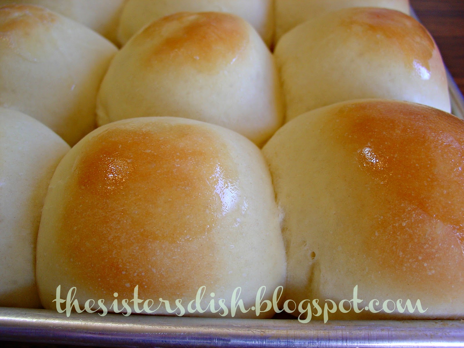 The Sisters Dish: Dinner Rolls