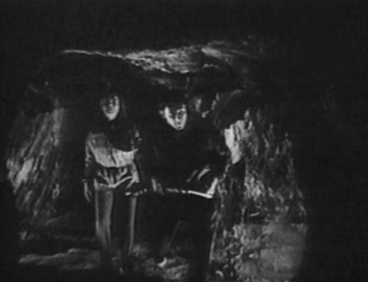 13: BEAST FROM HAUNTED CAVE / Gene Corman Productions - 1959
