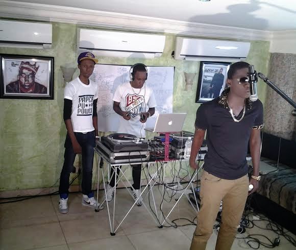 Watch indigenous rapper Base 1 freestyle on Johnny JamJam Live