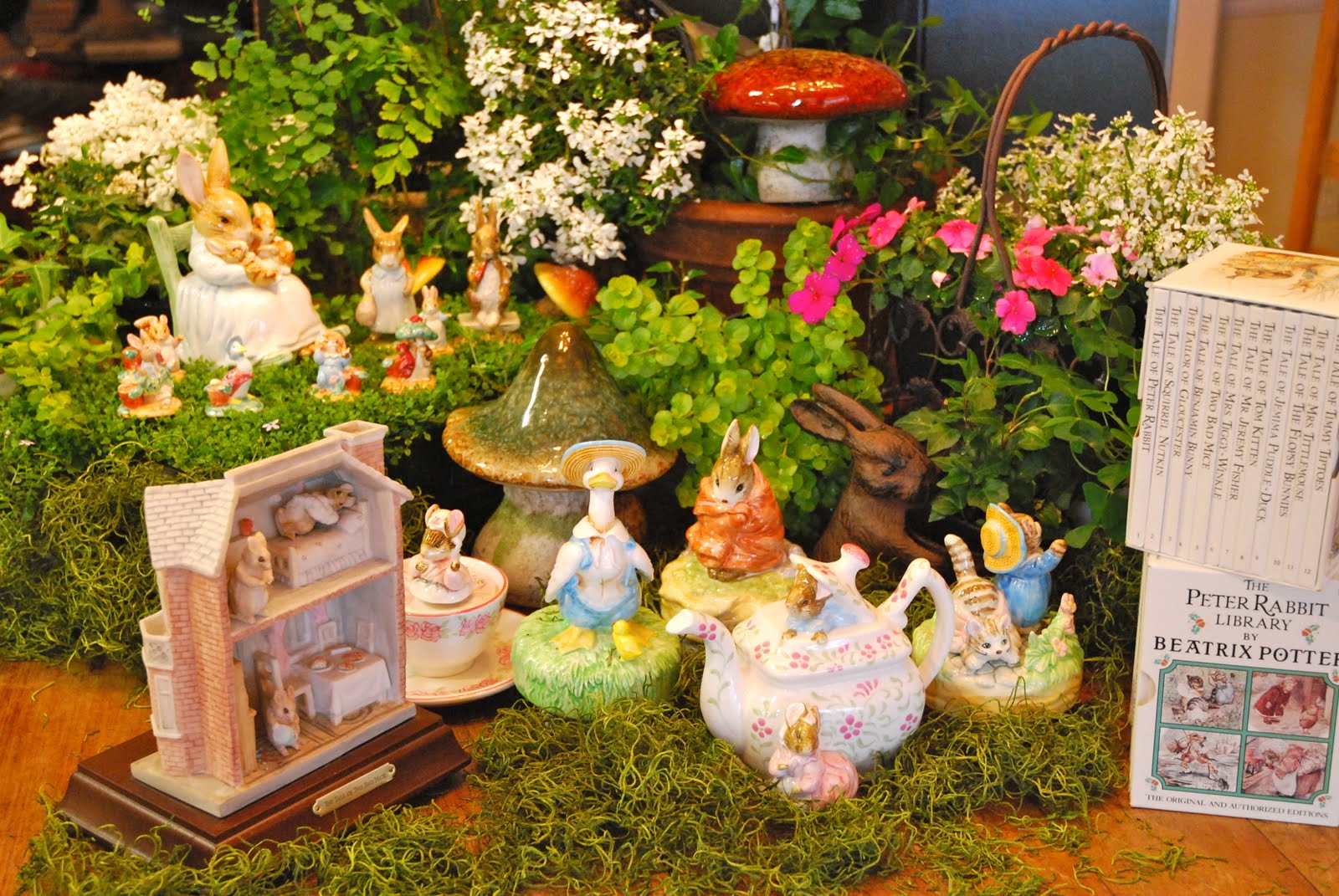THE FRENCH HUTCH: BEATRIX POTTER ~ "MR. McGREGOR'S GARDEN" REVISITED