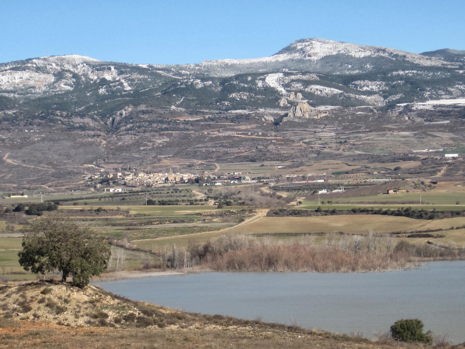 iuvenes dum sumus: SENDERISMO: LOARRE-PANTANO DE LAS NAVAS