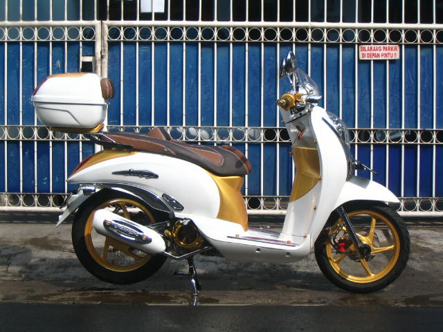 Oracle Modification Concept: Modifikasi Honda SCOOPY Fashion ELEGANCE ...