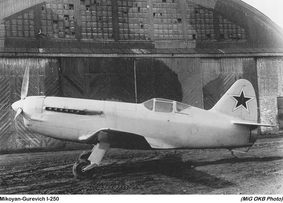 Mikoyan-Gurevich I-250, mixed propulsion fighter, 1945 : r ...