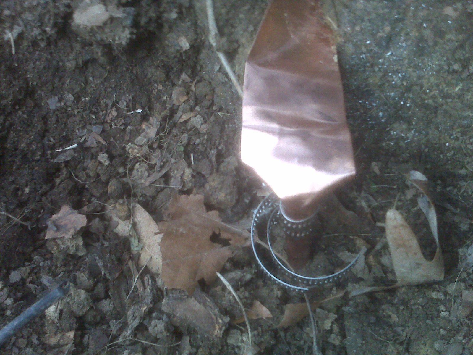 WS4E - Ham Radio And Other Stuff: Grounding System Construction