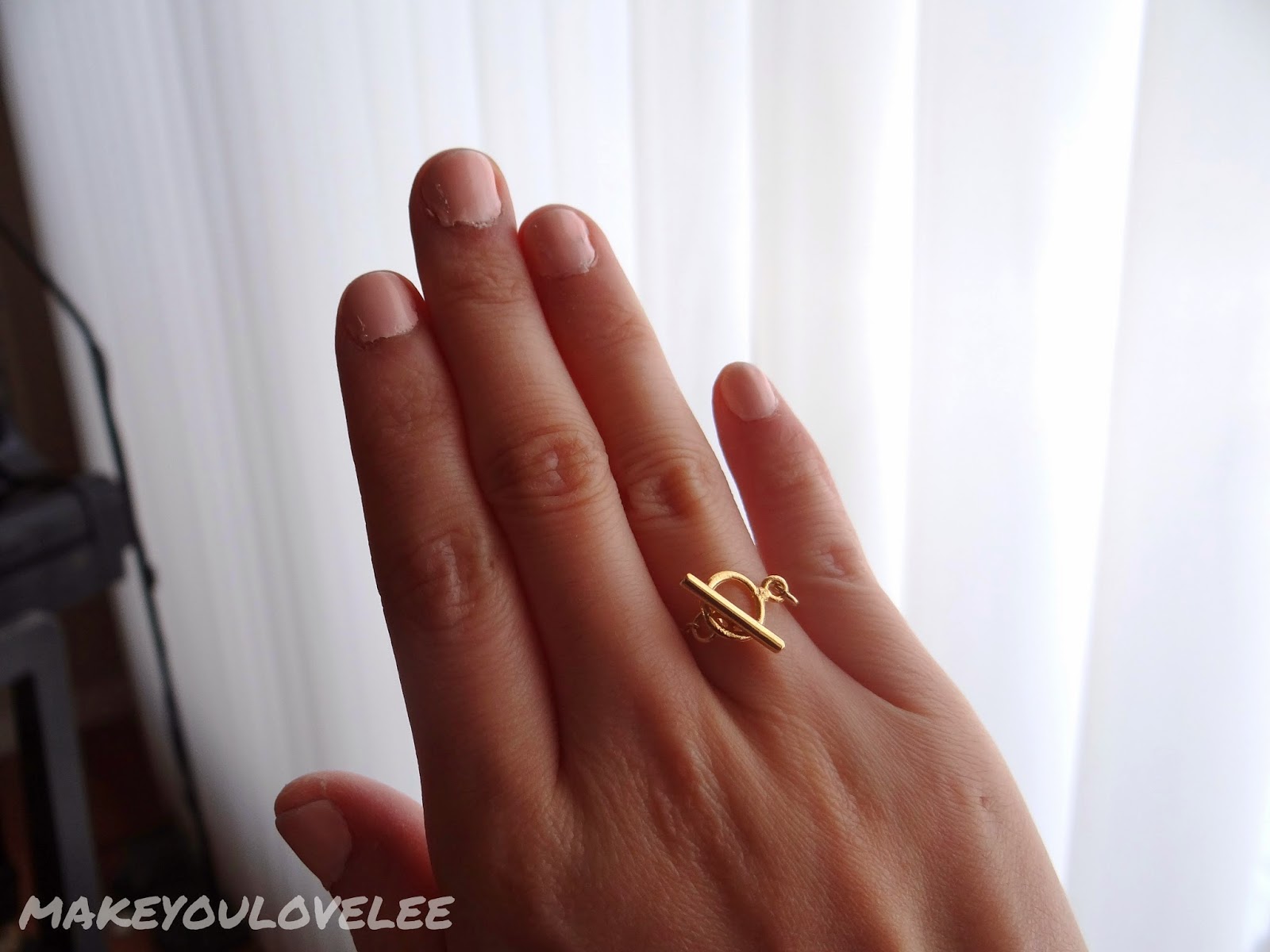 Make You Love Lee: DIY Toggle Ring
