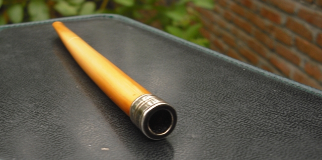 ANTIK: Pipa Rokok Gading Gajah