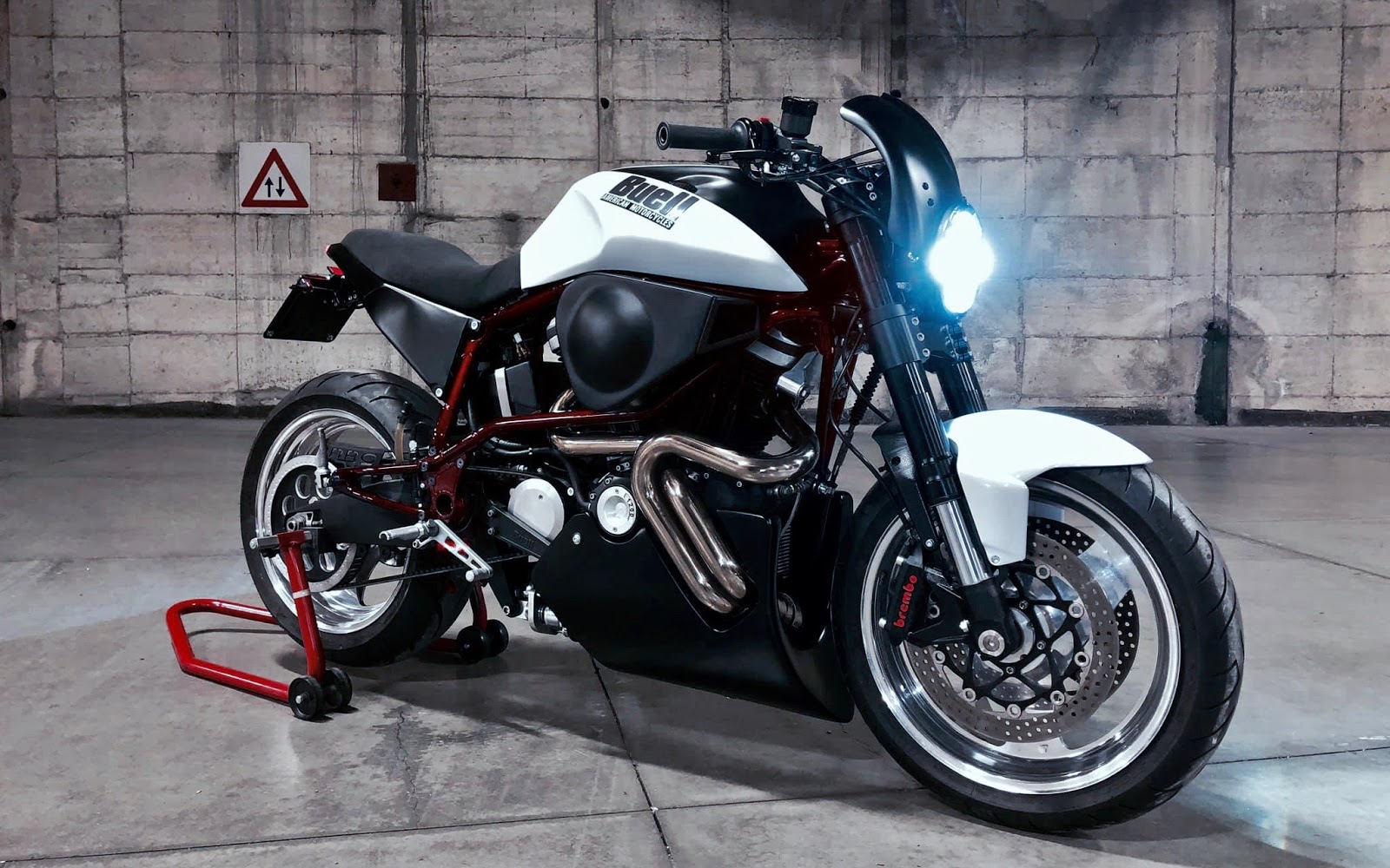 Buell - Inazuma café racer