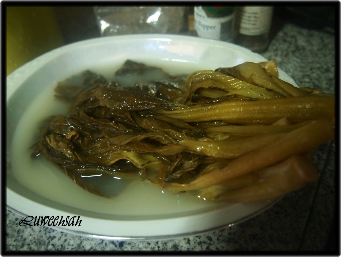 Tagalog Kitchen: How To make "BURONG MUSTASA"