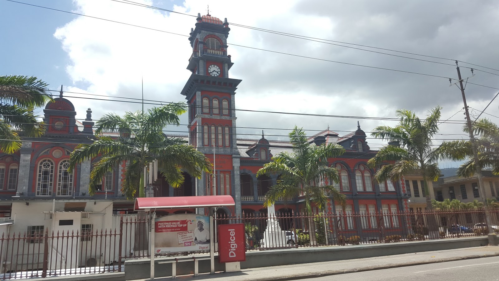 Urban Paradox : Education in the City