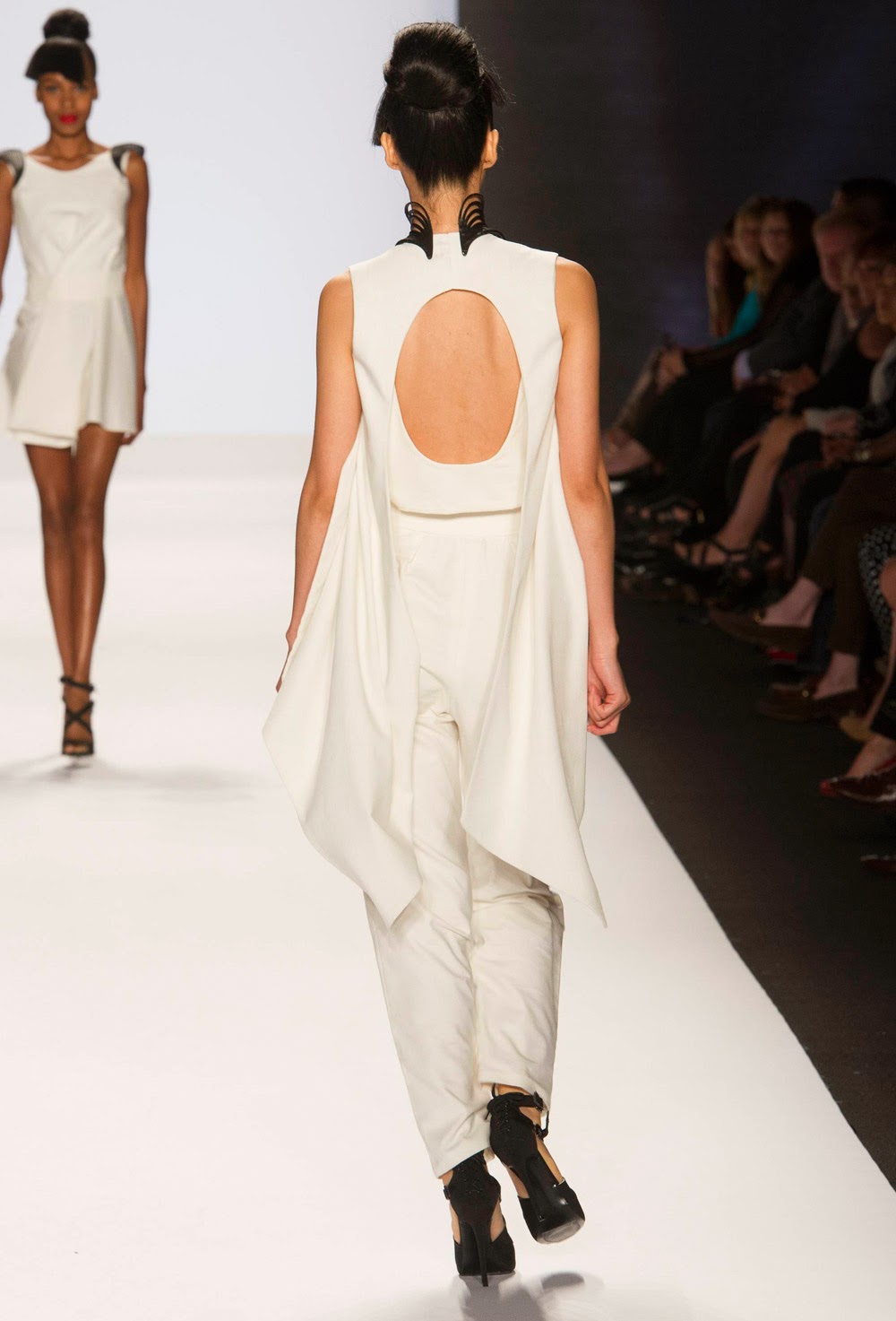 Tirare le fila: Project Runway: Season 12: Finale Show