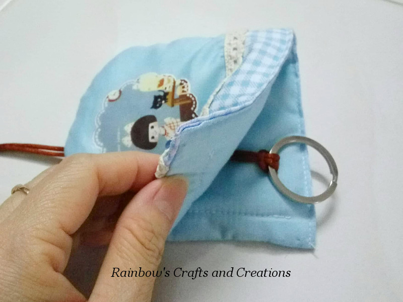 Rainbow's Crafts and Creations: How to Make a Fabric Key Cover