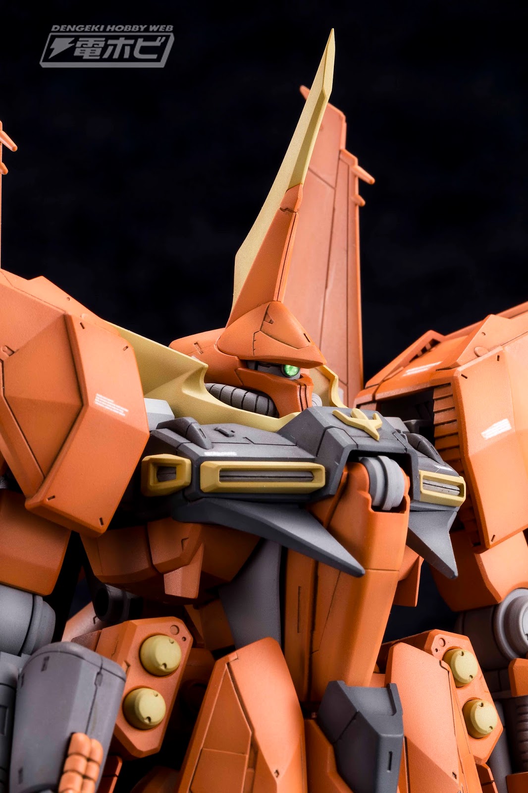 Custom Build: RE/100 AMX-107 Bawoo [Dengeki Hobby]