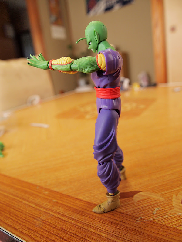 XTO's Box of Toys!!!: S.H.Figuarts Piccolo Review