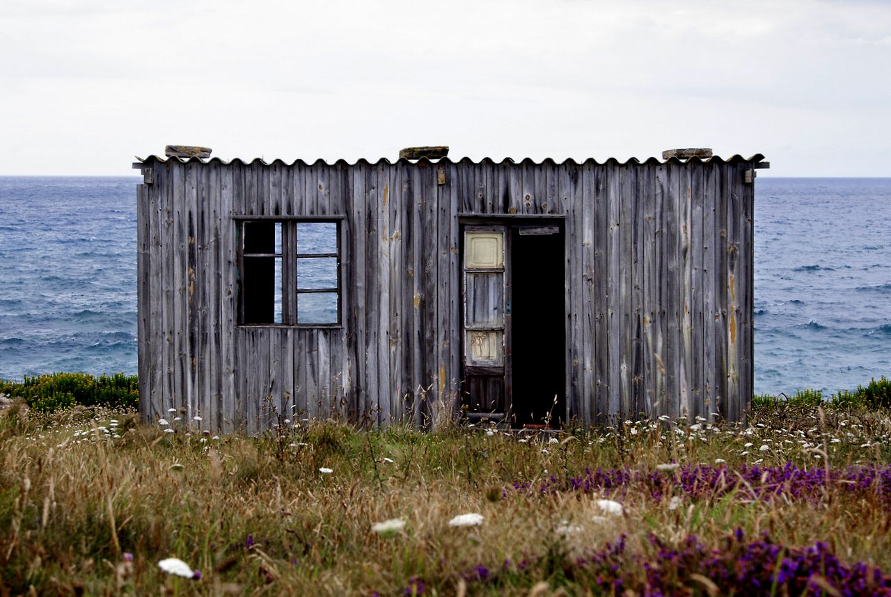 The Flying Tortoise: Imagine Yourself Getting Away To A Rustic Little ...
