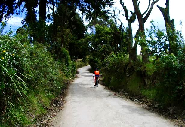 Altimetrías de Colombia: El Tablazo, el muro de Subachoque