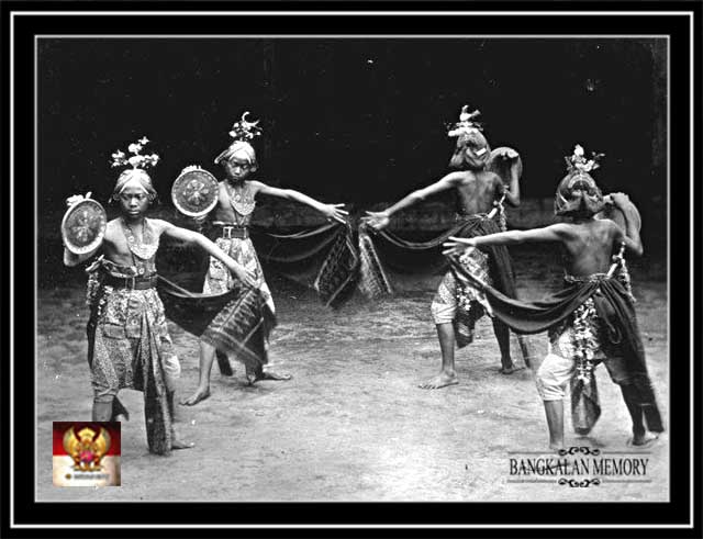 Tarian Klasik "Beksan Trunajaya" ~ BANGKALAN MEMORY