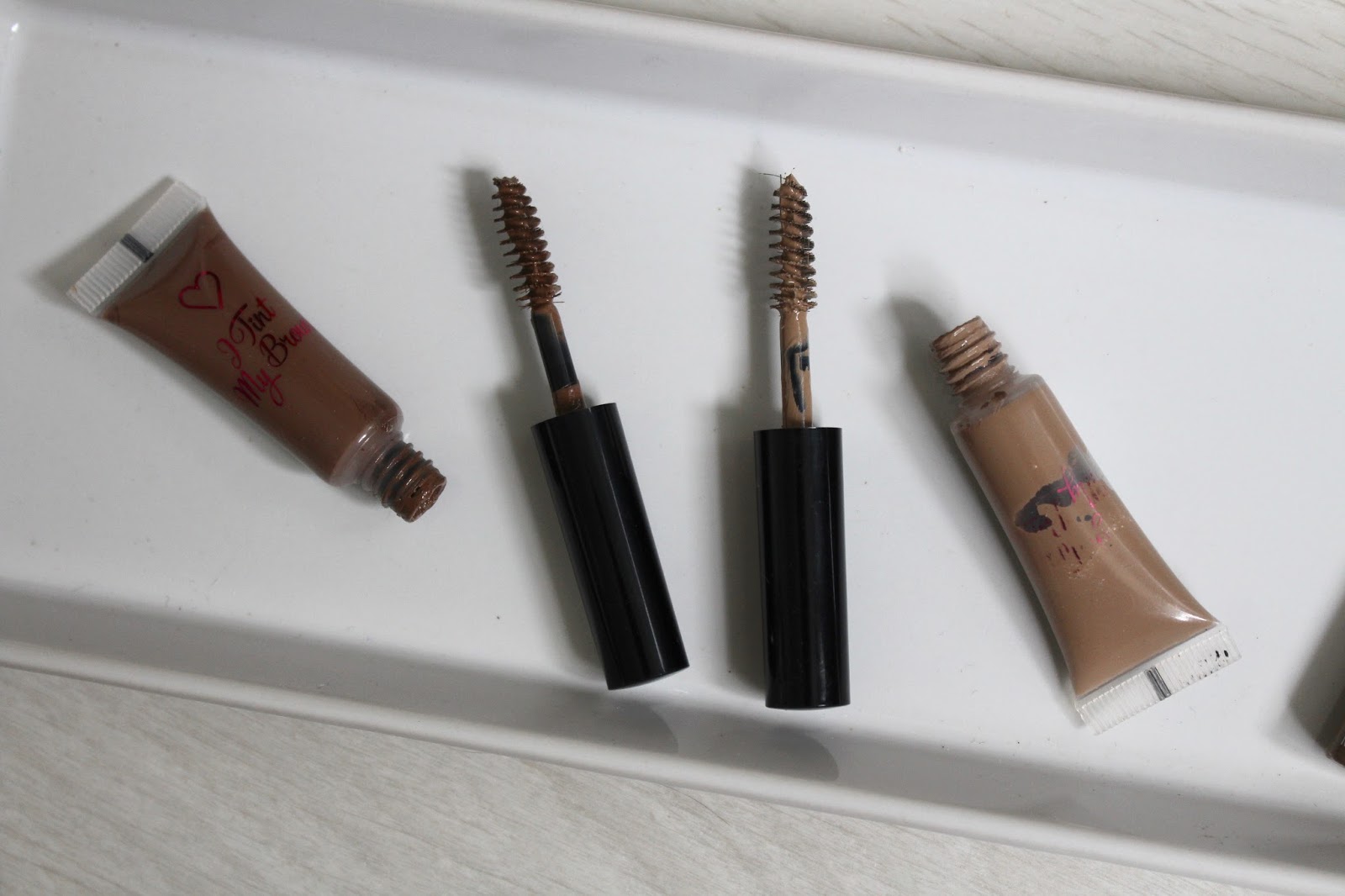 Brow Mascaras for blondes/ dark blondes: