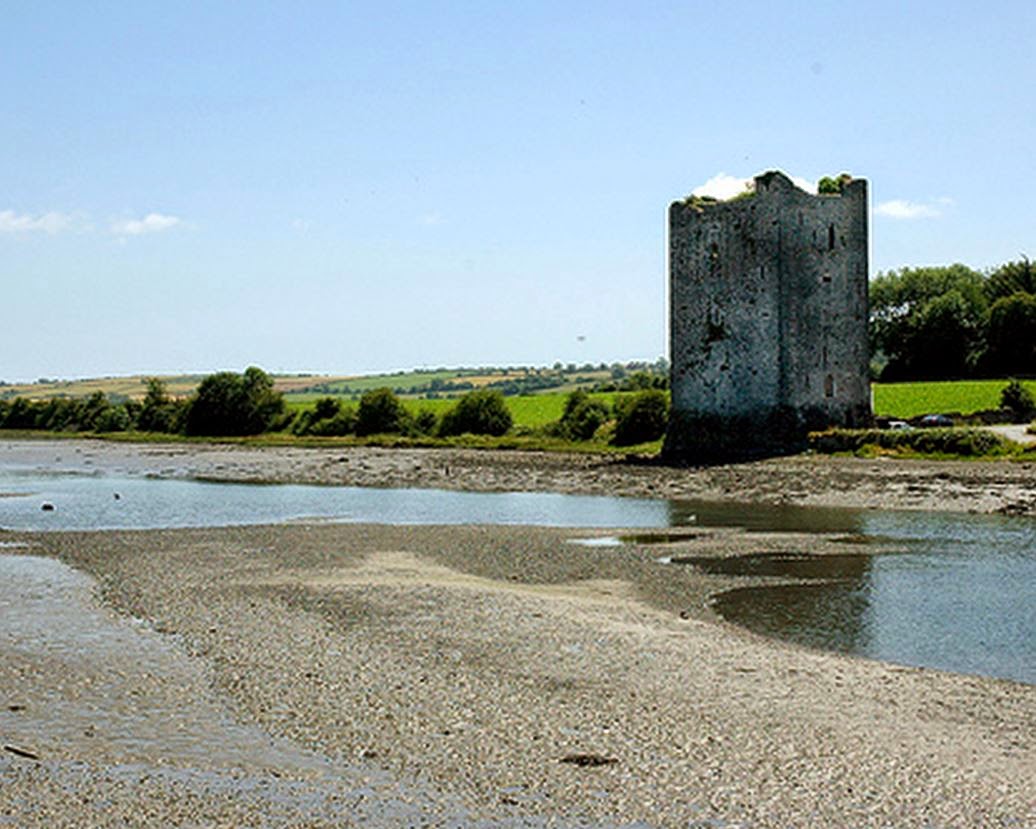 Grymvald Gazetteer: Belvelly Castle for Sale