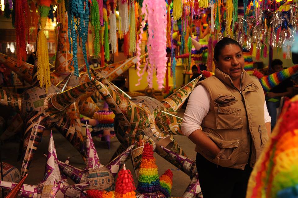 Realizan feria de la piñata en Acolman - Cronista