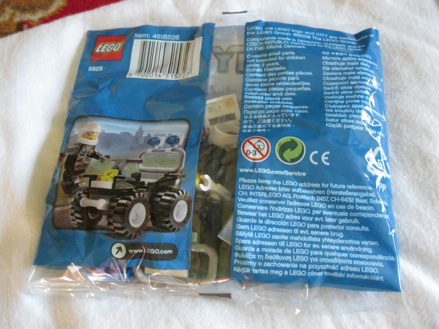 onetwobrick26: LEGO set database: set database: LEGO 5625 police 4x4