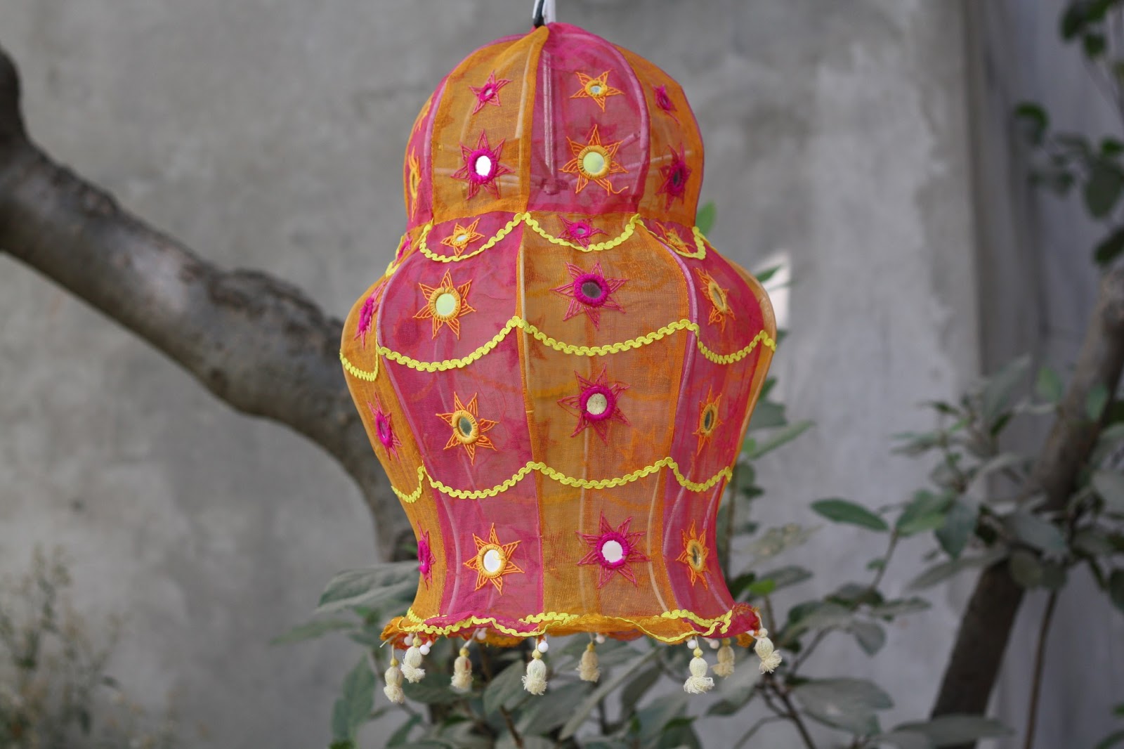 The Color Caravan: Pipli applique work - the vibrant craft from Orissa