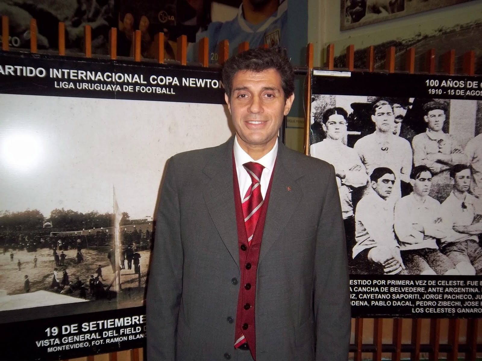 EL SHOW DEL FUTBOL SALA : DR. ALEJANDRO TAPIA: "Lo prioritario es ...