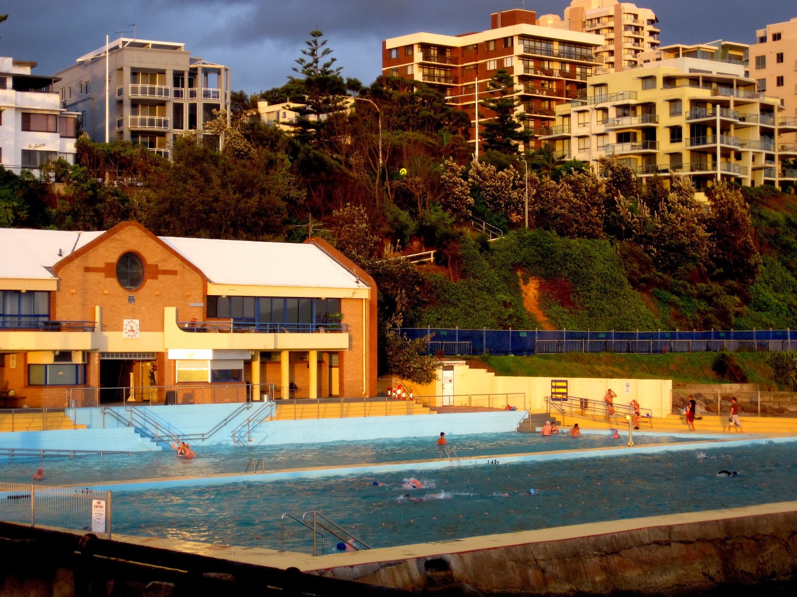 Swimming: Wollongong Continental Baths and Men's Baths