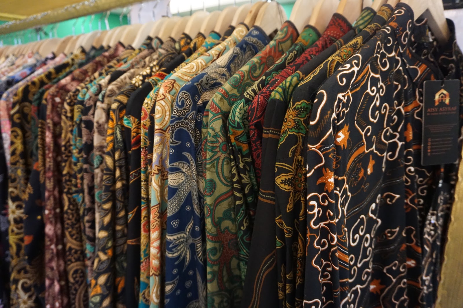 APA YANG MENARIK DENGAN KEMEJA PAK MAUN DAN KURTA BATIK AISY ASYRAF BY ...