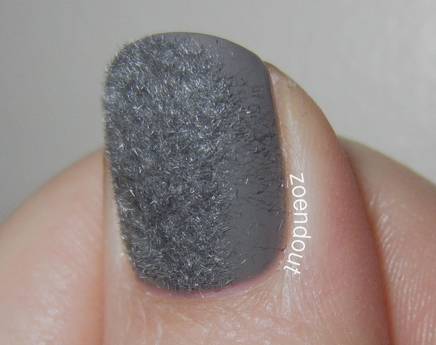 Zoendout Nails: My First Attempt With Flocking Powder