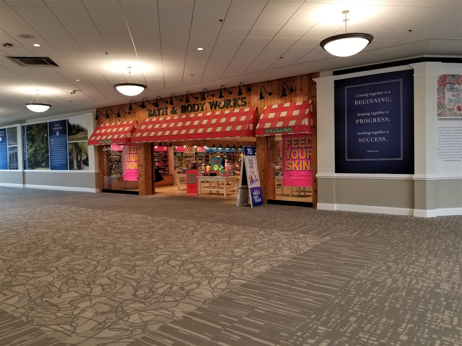 Dead and Dying retail