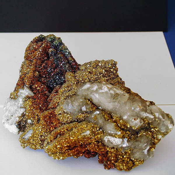 Geoaprendo: Calcopirita (Chalcopyrite) - Mineral