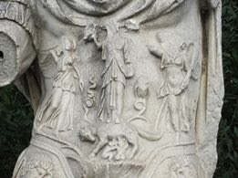 TARİH VE ARKEOLOJİ: ATHENA ; ADI YUNANCA AÇIKLANAMAMIŞTIR.