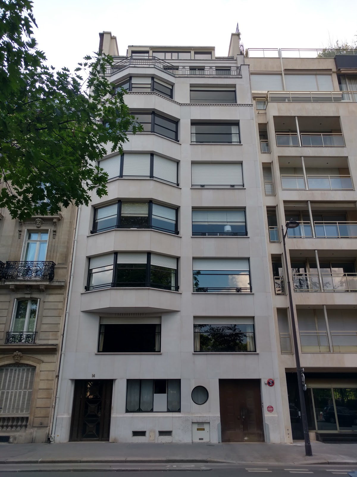 EntreVoir: Michel Roux-Spitz - 14, rue Guynemer