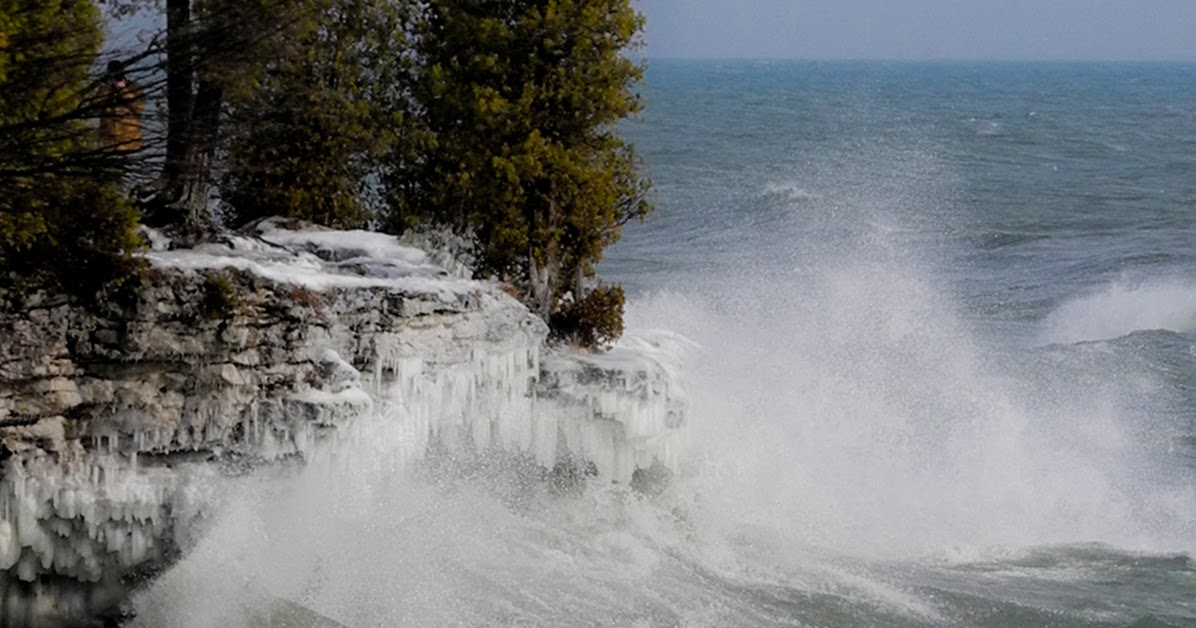 Wisconsin Explorer: Cave Point Door County Park