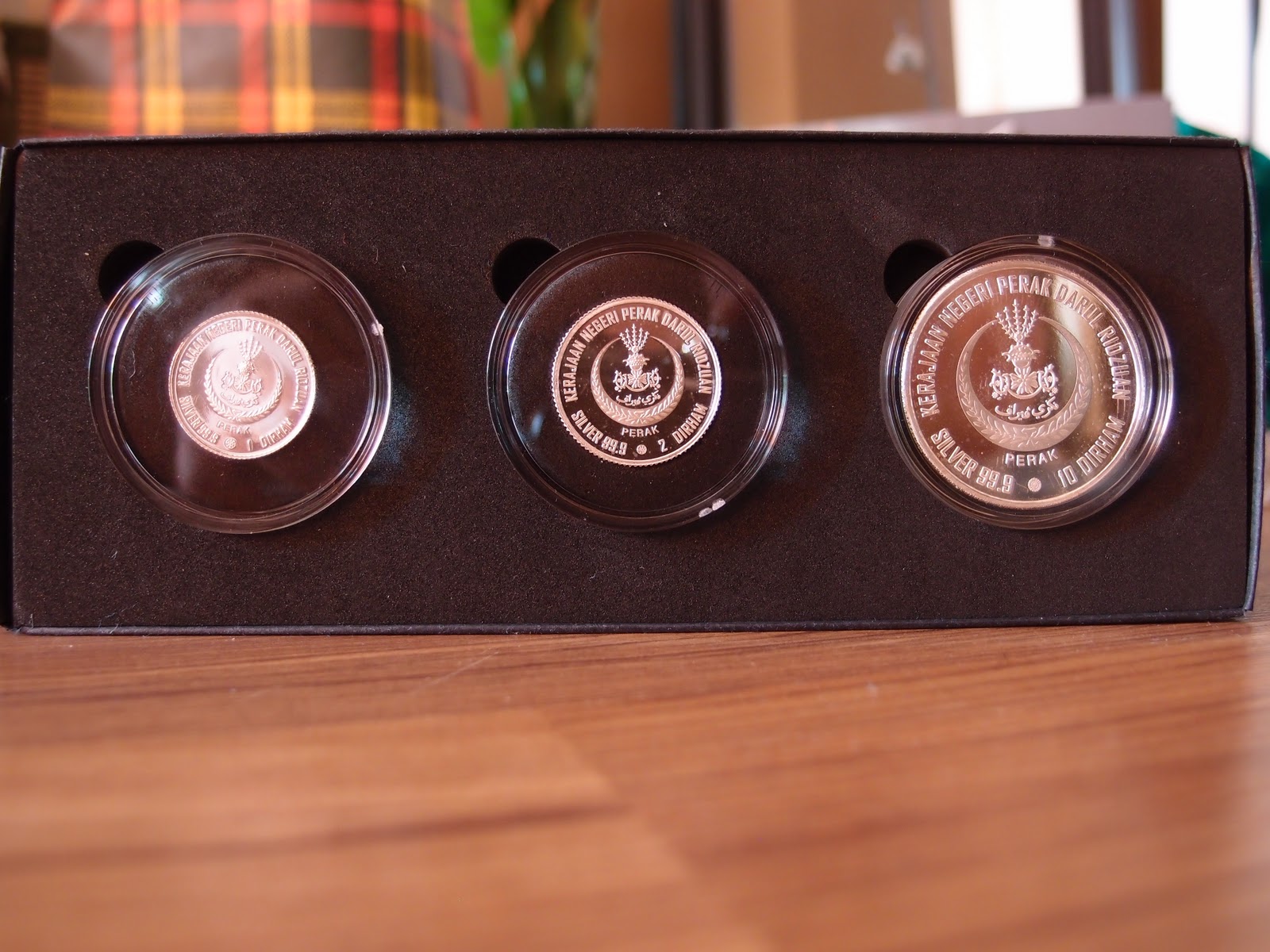 Gold & Silver - Invest now in real money.: Dirham Perak Darul Ridzuan set.