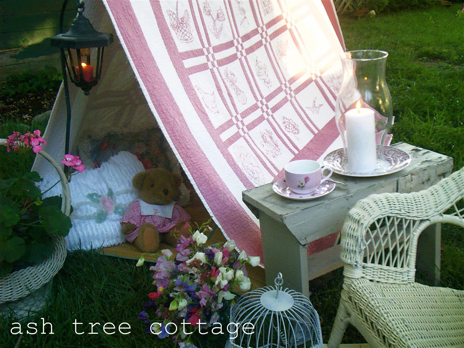 Ash Tree Cottage: Girly Pink Backyard Camping