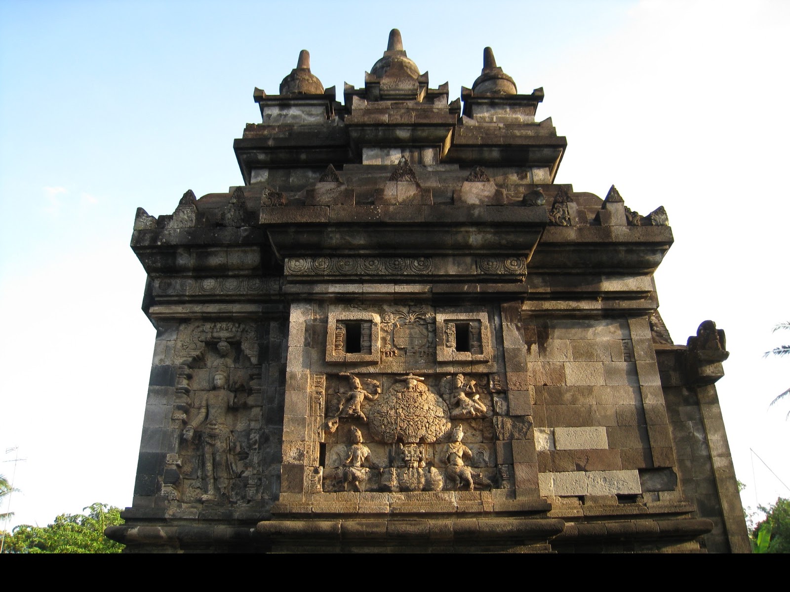 Candi Pawon - Petilasan Dinasti Syailendra | Wisata Candi
