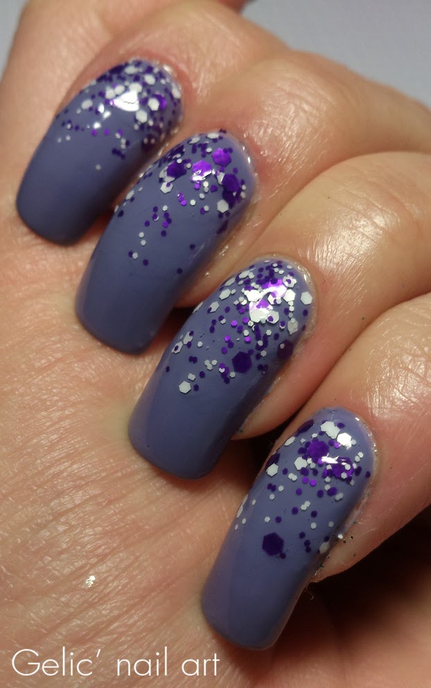 Gelic' nail art: Inverted glitter gradient in purple