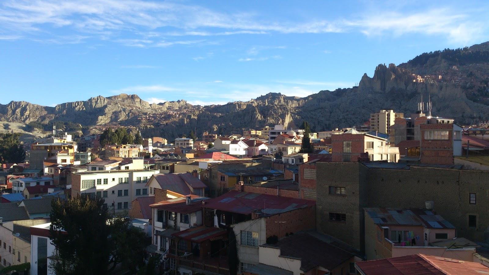 Yaaa!: El Monticulo - El Comienzo | La hermosa vista de la ciudad de La Paz