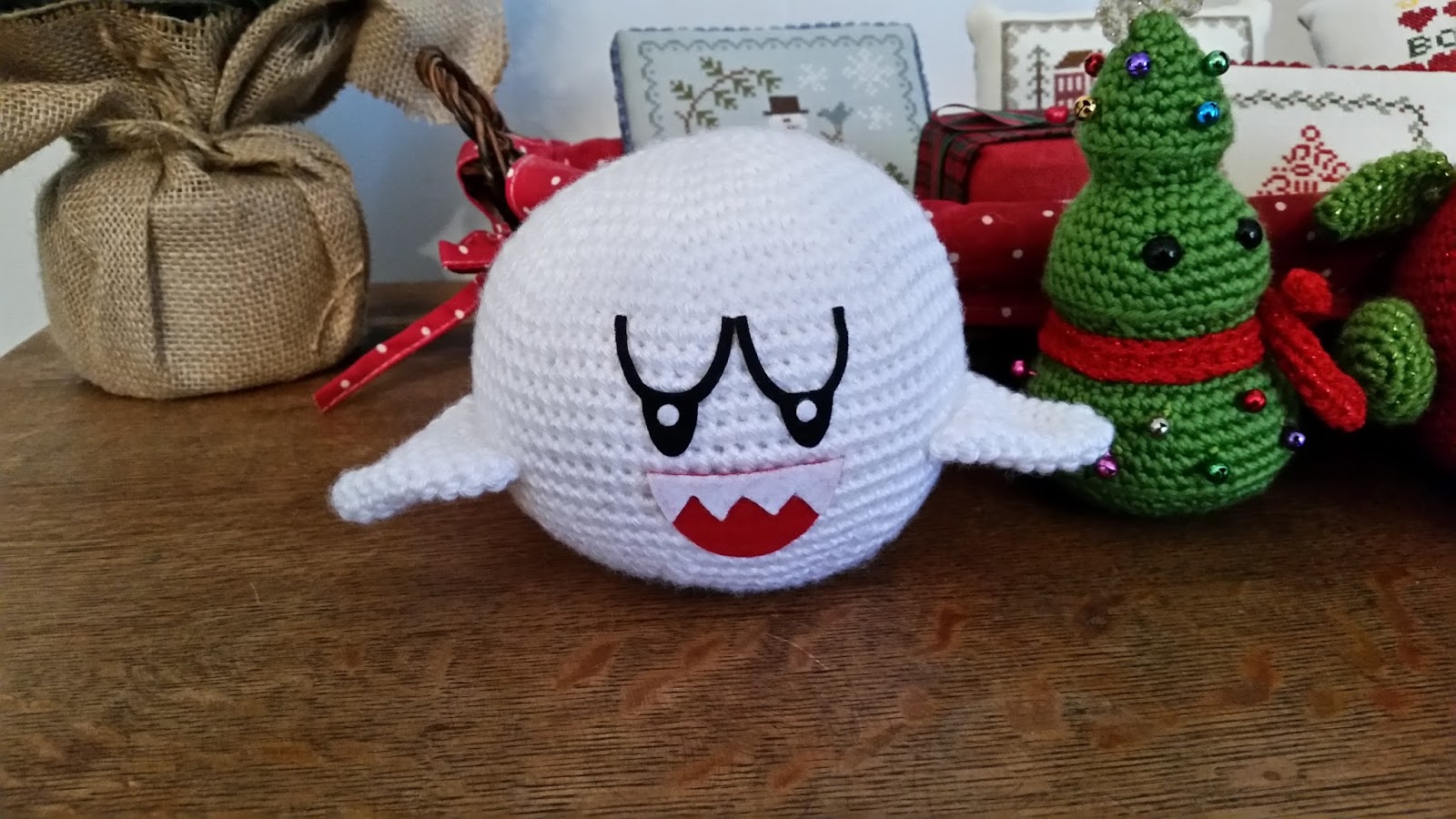 The Wandering Bunny: Super Mario Boo Amigurumi