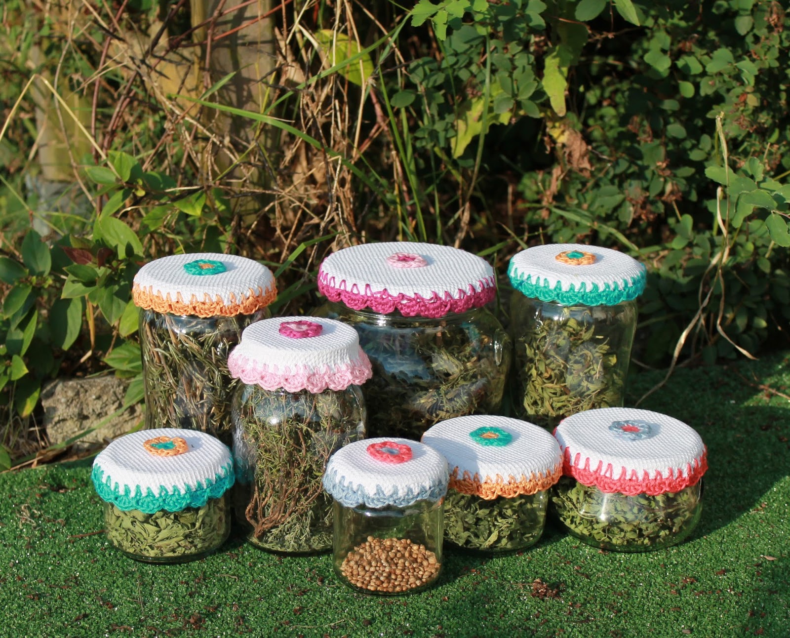 Caches couvercles pour pots à herbes - tuto