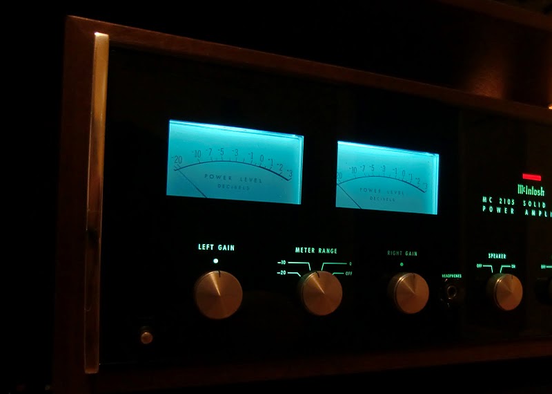 HiFi Collector: Power Amplifier - McIntosh MC2105