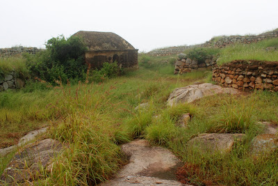 Journeys across Karnataka: Fort Makalidurga