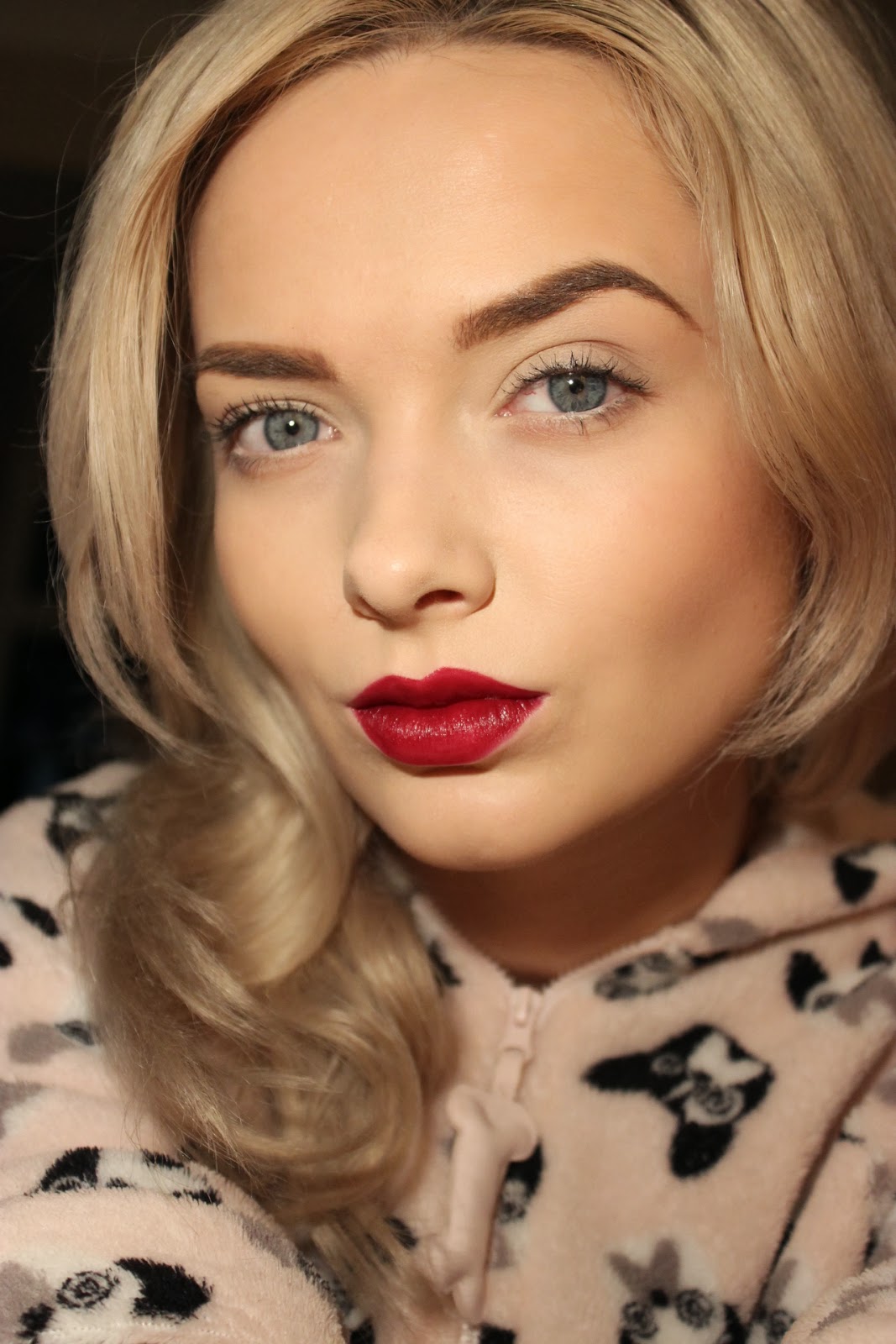 Under £5! Collection 2000, Gothic Glam Lipstick Review.
