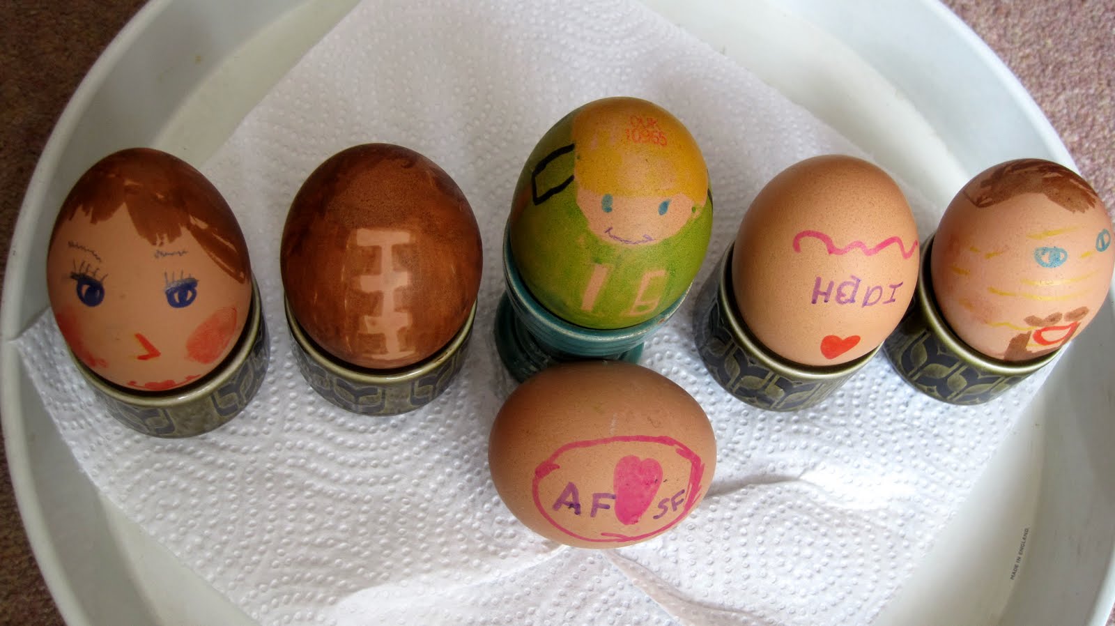 Suzanne Fletcher's Blog: Lies ! illegal immigrants, and egg rolling