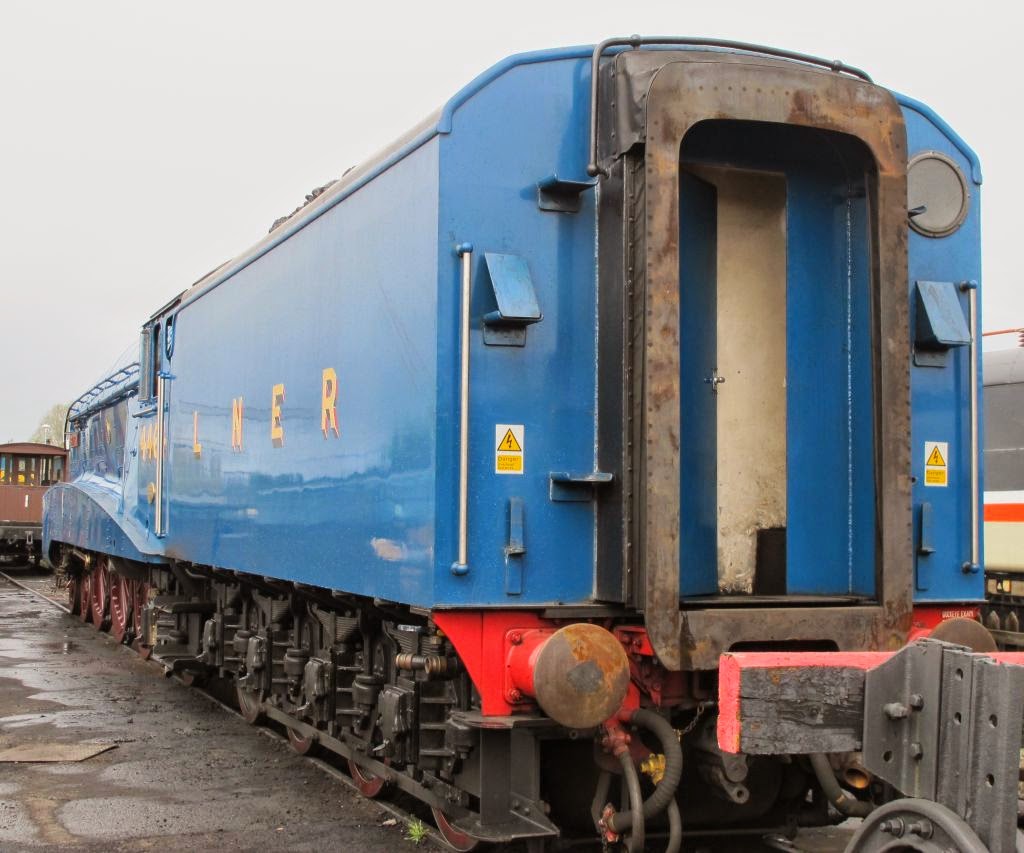 Vince's World: On the buses! And another look at APT.