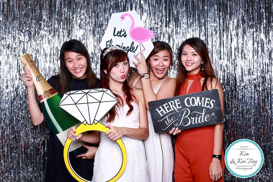 Photo Booth Singapore: You Should Have A Photo Booth At Your Holiday ...