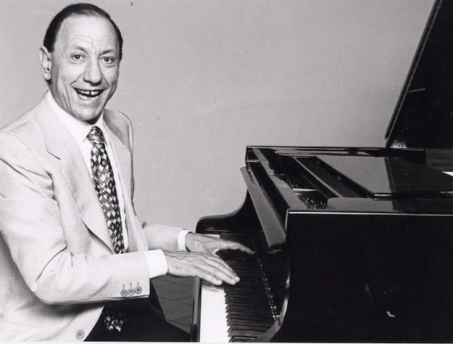 El Mirador Nocturno: Renato Carosone