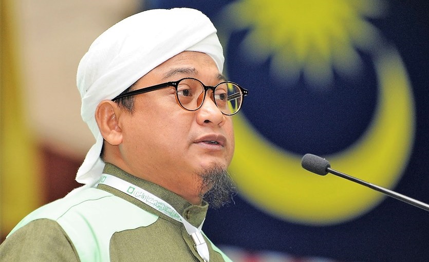 KOLEKSI BERITA DAN VIDEO PARTI PAS : YBHG USTAZ NASARUDIN HASSAN ...